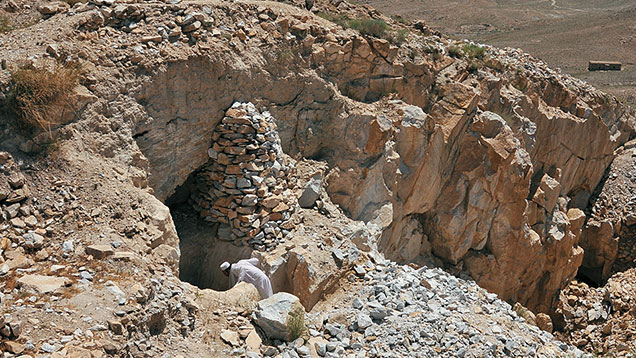 Washington D.C. Chapter: The Afghan Gemstone Industry with Gary Bowersox