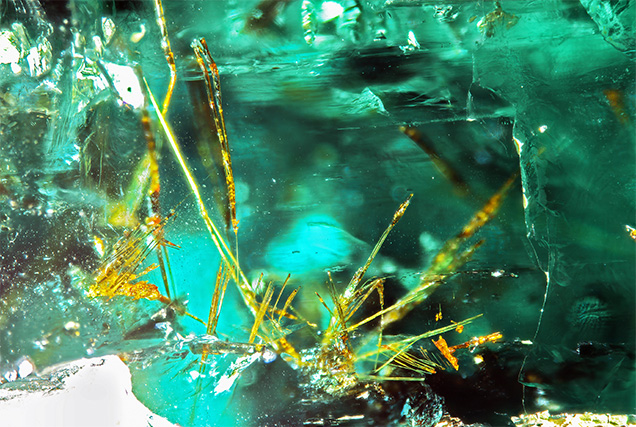 Unusually Shaped Rutile Crystal Inclusions in Russian Emerald | Gems ...