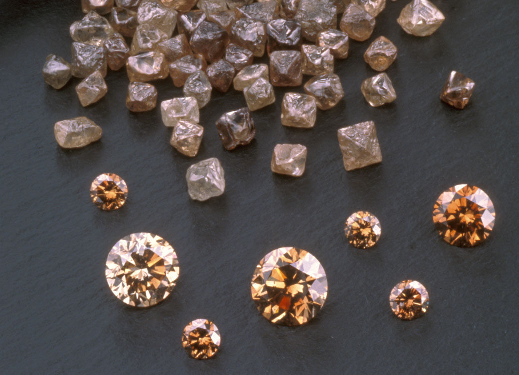 Spring into Summer: Gems in Alluring and Vibrant Colors