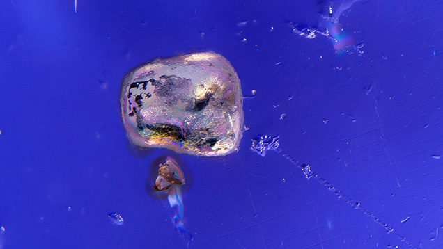 Yellow Radiation Halos in Iolite (Cordierite)